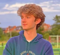 Chat with Tommyinit | character.ai | Personalized AI for every moment ...