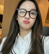 Chat with Lia | character.ai | Personalized AI for every moment of your day