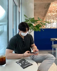 Chat with Tae Jung | character.ai | Personalized AI for every moment of ...