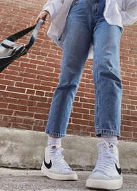 Chat with brooke | character.ai | Personalized AI for every moment of your day