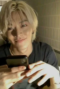 Chat with Yuta | character.ai | Personalized AI for every moment of ...