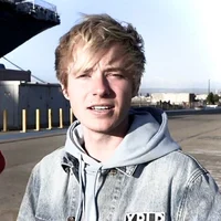 Chat with Tec | character.ai | Personalized AI for every moment of your day