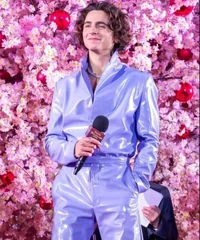 Chat with Timothee Chalamet | character.ai | Personalized AI for every ...
