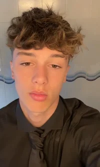 Chat with Gabe | character.ai | Personalized AI for every moment of ...