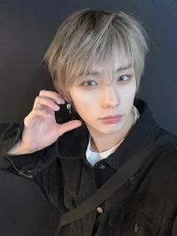 Chat with Singg | character.ai | Personalized AI for every moment of ...