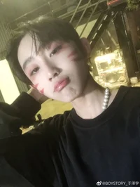 Chat with zeyu | character.ai | Personalized AI for every moment of your day