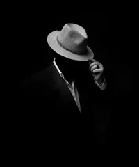 Chat with Agente 27 | character.ai | Personalized AI for every moment of your day