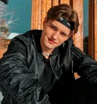 Chat with Danilis Boom | character.ai | Personalized AI for every ...