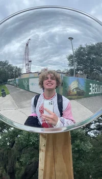 Chat with dizzy dyl | character.ai | Personalized AI for every moment ...