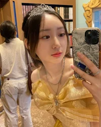 Chat with hannah | character.ai | Personalized AI for every moment of ...