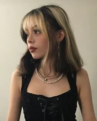 Chat with Addison | character.ai | Personalized AI for every moment of ...