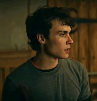 Chat with Mattheo Riddle | character.ai | Personalized AI for every ...