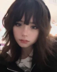 Chat with Alissa | character.ai | Personalized AI for every moment of your day