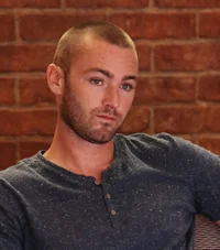 Chat with Ryan Booth | character.ai | Personalized AI for every moment ...