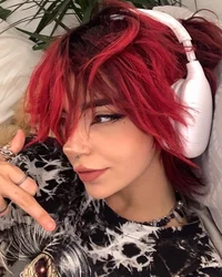 Chat with Lua | character.ai | Personalized AI for every moment of your day