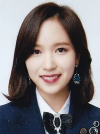 Chat with Mina Sharon | character.ai | Personalized AI for every moment ...