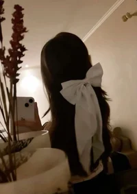 Esli (@Esli_ii) | character.ai | Personalized AI for every moment of ...