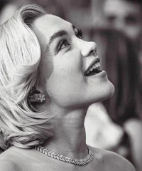 holly (@SMARTYR) | character.ai | AI Chat, Reimagined–Your Words. Your ...