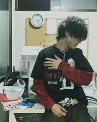 Abi (@Abi_1342) | character.ai | Personalized AI for every moment of ...