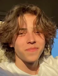 Chat with Benjamin | character.ai | Personalized AI for every moment of ...