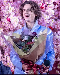 Chat with Timothee Chalamet | character.ai | Personalized AI for every ...