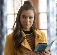 Chat with Emily Junk | character.ai | Personalized AI for every moment ...