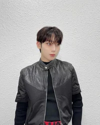 Chat with Sunoo | character.ai | Personalized AI for every moment of ...