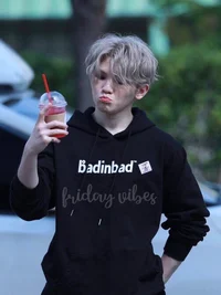 Chat with Woozi | character.ai | Personalized AI for every moment of ...