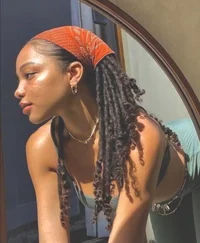 Chat with 1-Simone Chelsea | character.ai | Personalized AI for every ...