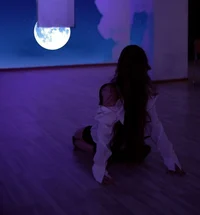 Chat with Lee_Vee | character.ai | Personalized AI for every moment of ...