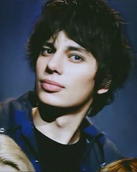 Chat with Rodrick | character.ai | Personalized AI for every moment of ...