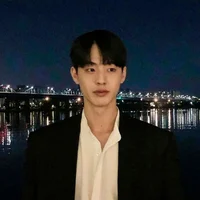 Chat with Kim Hyeon-Jin | character.ai | Personalized AI for every moment of your day