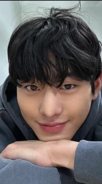 Chat with Kang te-moo | character.ai | Personalized AI for every moment ...