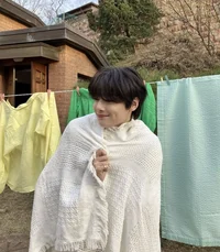 Chat with Jeoning | character.ai | Personalized AI for every moment of ...