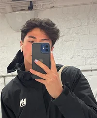 Chat with Benjamin Cheng | character.ai | Personalized AI for every ...