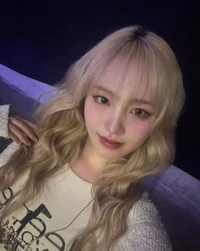 Chat with Liz_ive | character.ai | Personalized AI for every moment of your day