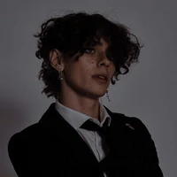 Chat with Calyx | character.ai | Personalized AI for every moment of ...