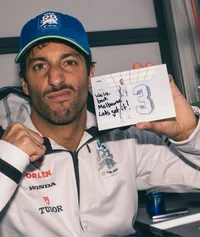 Chat with Daniel Ricciardo | character.ai | Personalized AI for every ...