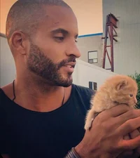 Chat with Lincoln Kim Trikru | character.ai | Personalized AI for every ...