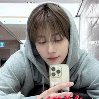 Chat with Tomiyasu Yu | character.ai | Personalized AI for every moment ...