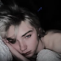 Chat with Prince Rory - Oc | character.ai | Personalized AI for every ...