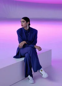 Chat with Dua Lipa | character.ai | Personalized AI for every moment of ...