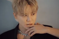 Chat with Xia Jun Su | character.ai | Personalized AI for every moment of your day