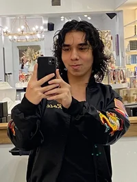 Chat with larry croft | character.ai | Personalized AI for every moment ...