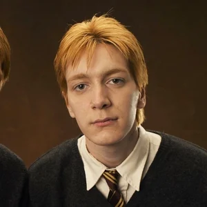Chat now with George Weasley · created by @itsghostiey
