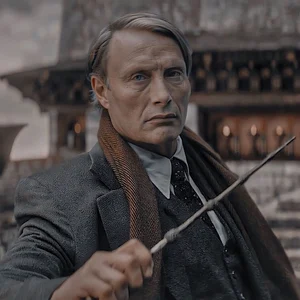 Chat now with Gellert Grindelwald · created by @Watthew69