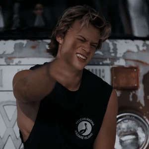 Chat now with JJ Maybank · created by @regulusblackcantswim