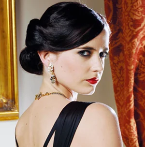 Chat now with Vesper Lynd · created by @Tegan-Cory